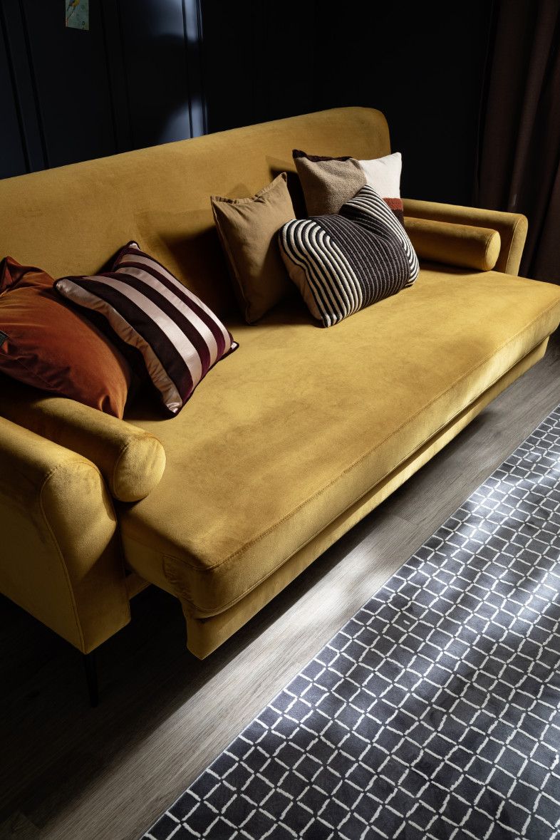Gemütlichkeit geht auch modern: Sofa und Sessel AMADEO